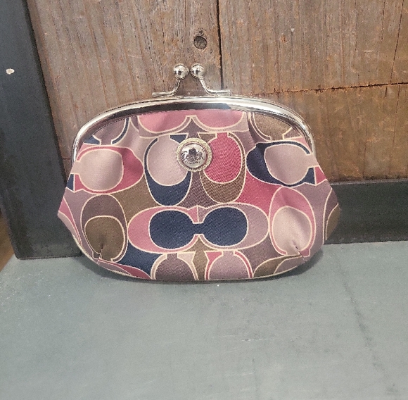 Coach | Bags | Coach Multicolor Signature Kiss Lock Coin Purse | Poshmark